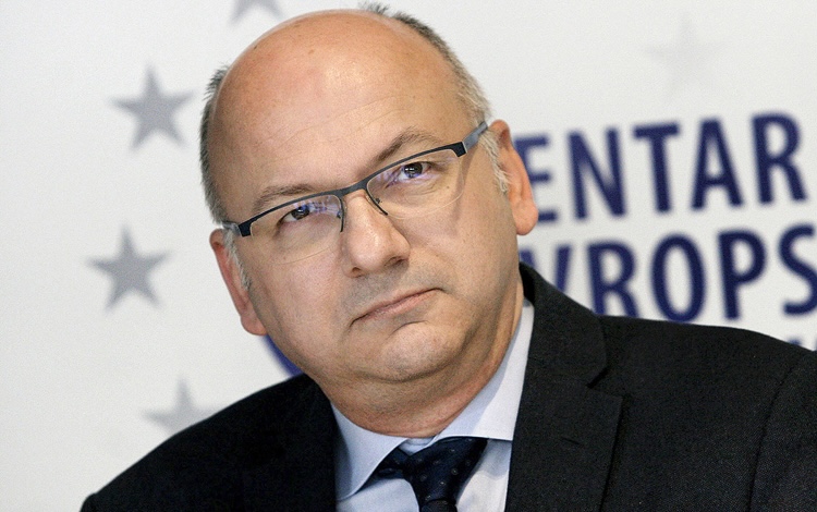 Dejan Jović: Srbija je već pod nekom vrstom sankcija EU - U novom broju ...