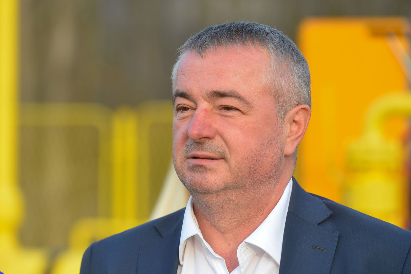 Agencija za sprečavanje korupcije: Bajatović zarađuje 34.000 evra ...