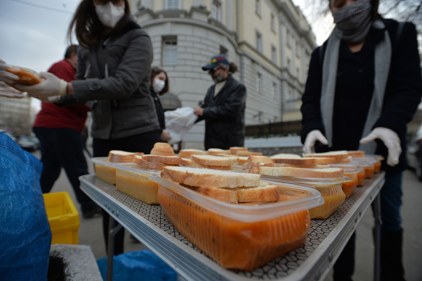 Život u Srbiji: Četvrtina siromašnih - Vesti - Nedeljnik Vreme