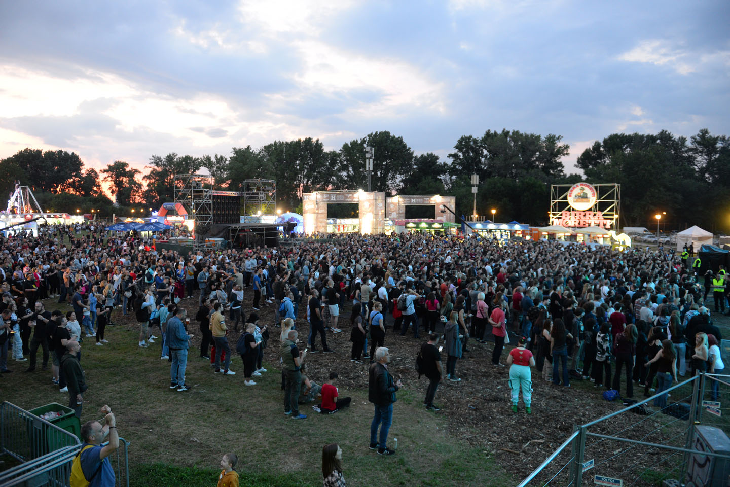 Milion i po evra za Beogradsku zimu, Beer fest i Music week - Beograd ...