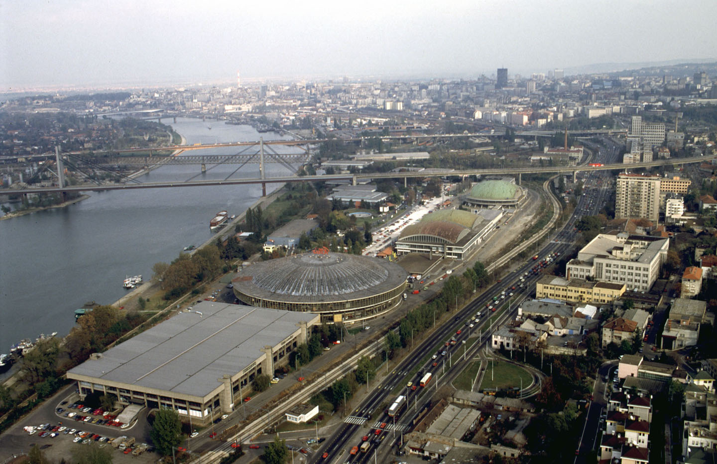 Anita Mančić: Marš za Sajam - Naslovi.net